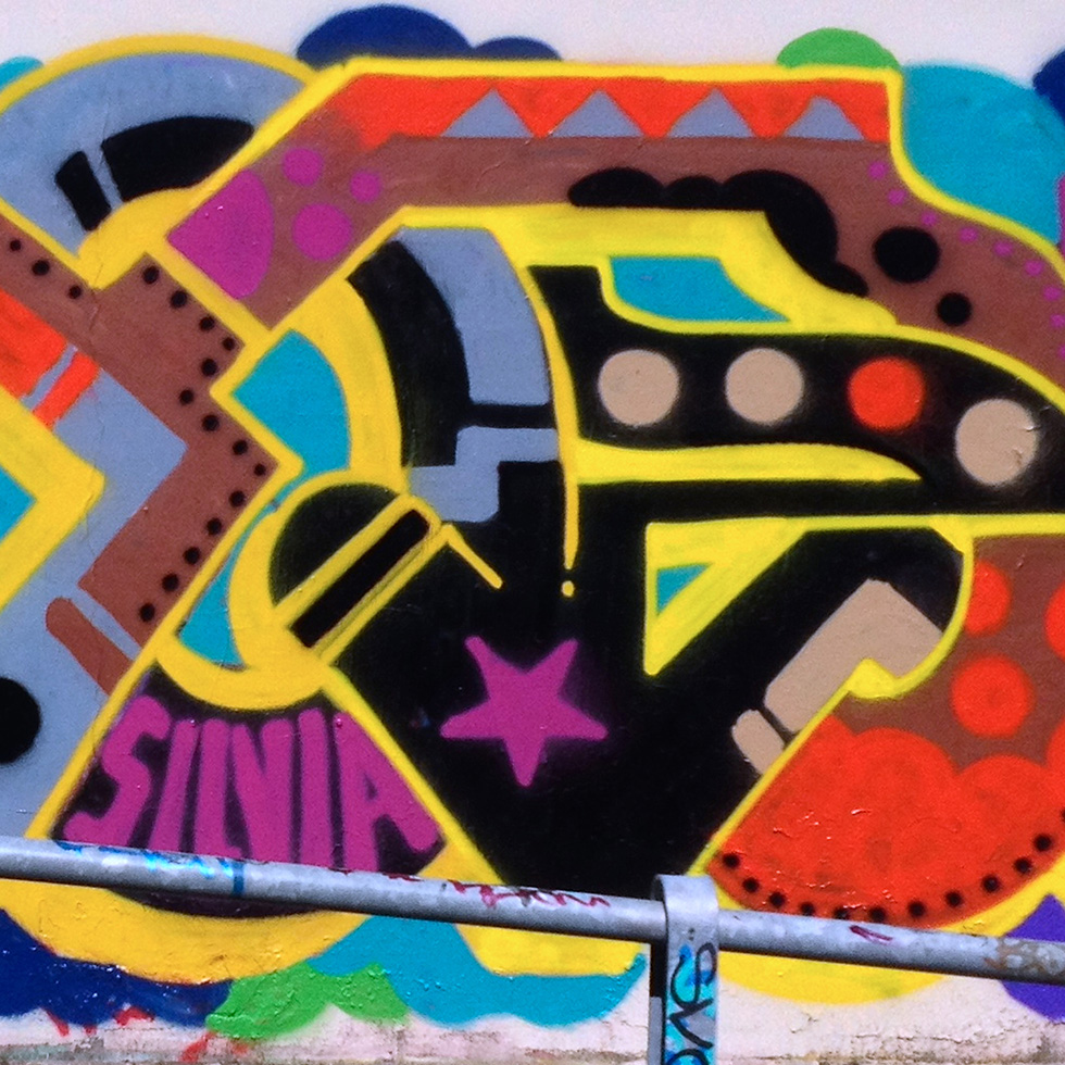 Cross the streets. Mix di Street Art, Graffitismo, Muralismo & altre ...