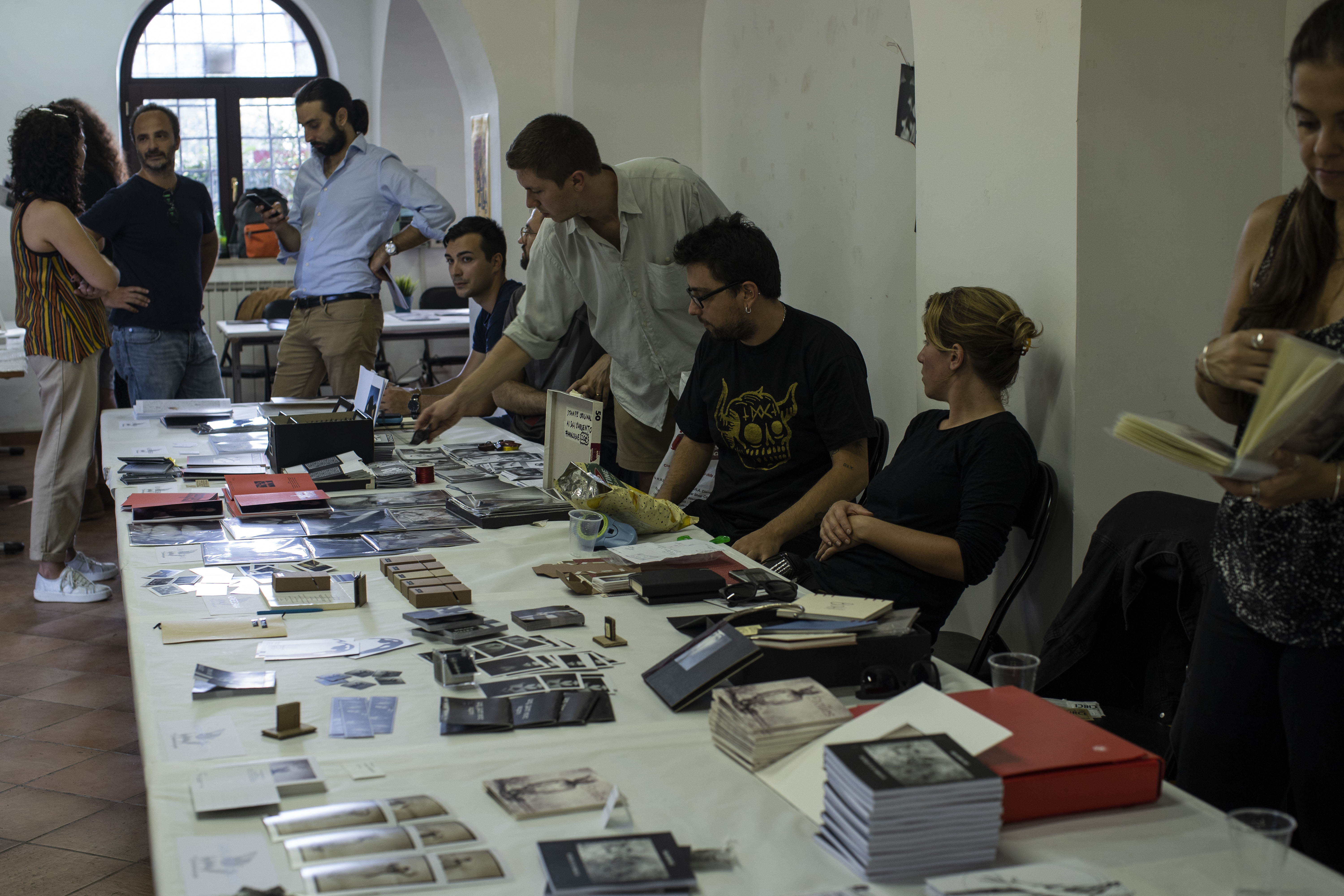 Funzilla Fest. L'arte e la visionarietà delle fanzine fotografiche ...