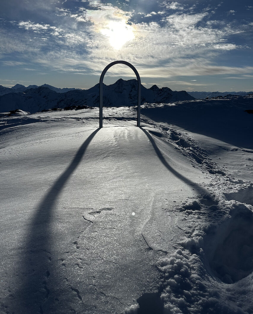 Olafur Eliasson e Our glacial perspectives sul ghiacciaio in Alto Adige. Foto di Claudio Orlandi ...