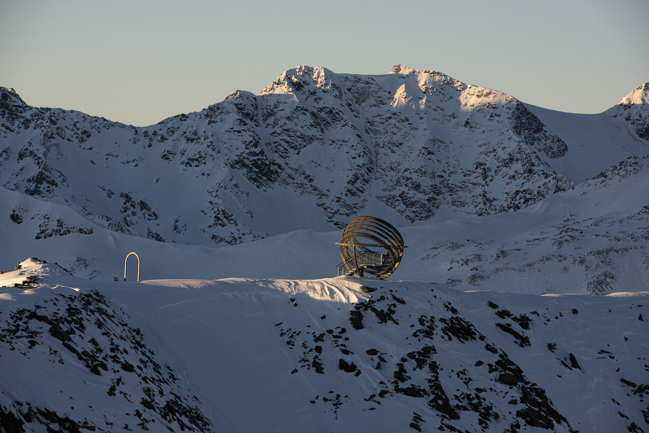 Olafur Eliasson e Our glacial perspectives sul ghiacciaio in Alto Adige. Foto di Claudio Orlandi ...