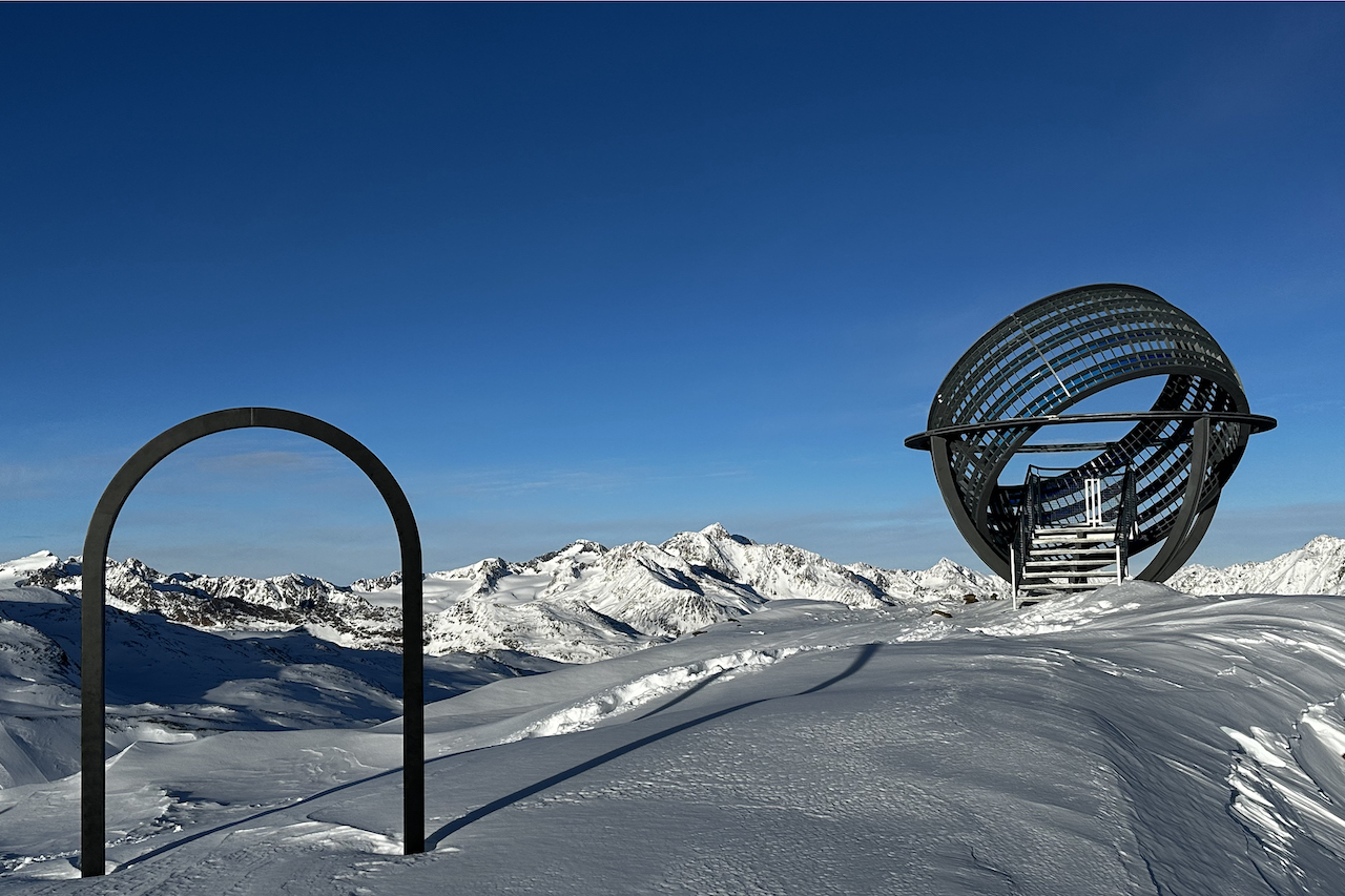 Olafur Eliasson e Our glacial perspectives sul ghiacciaio in Alto Adige. Foto di Claudio Orlandi ...