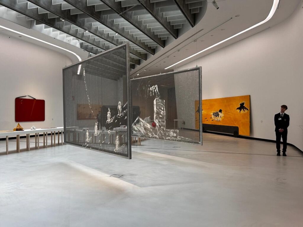 Enzo Cucchi. Artista, poeta, mago - art a part of cult(ure)