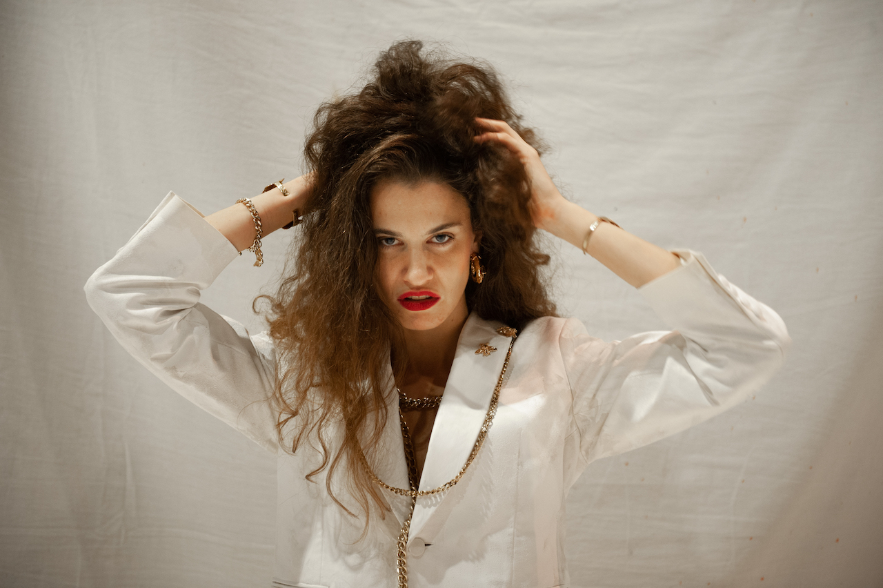 Simona, the Gangster of art, per Troubleyn Jan Fabre. Solo Show in tour ...